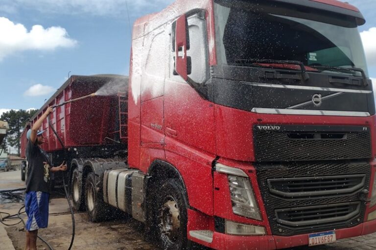 Sandrão Lavacar inaugura novo serviço de lavação de veículos em Mafra