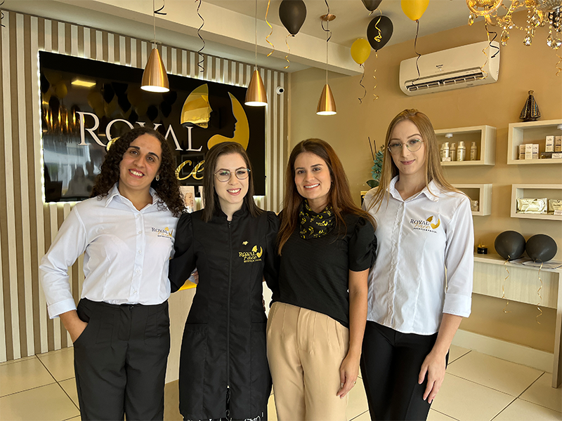 Royal Face completa 3 anos e oferece preenchimento labial por apenas R$ 699